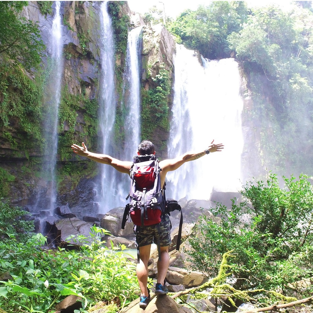 Cataratas de Nauyaca. Caminata 1 dia - Greenway Nature Tours