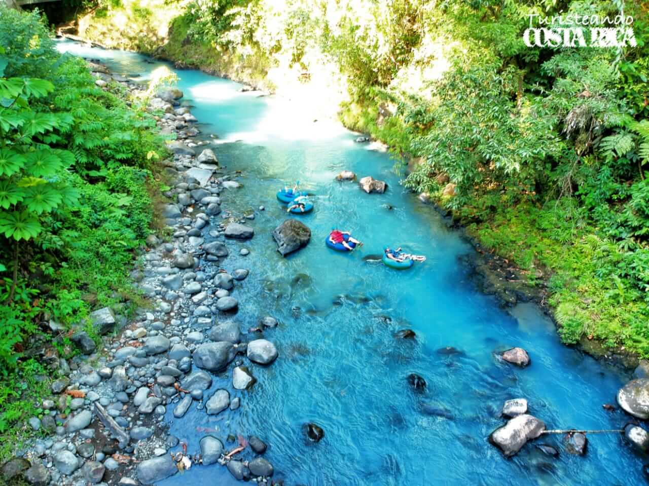 6. Tubing en Río Celeste - Greenway Nature Tours